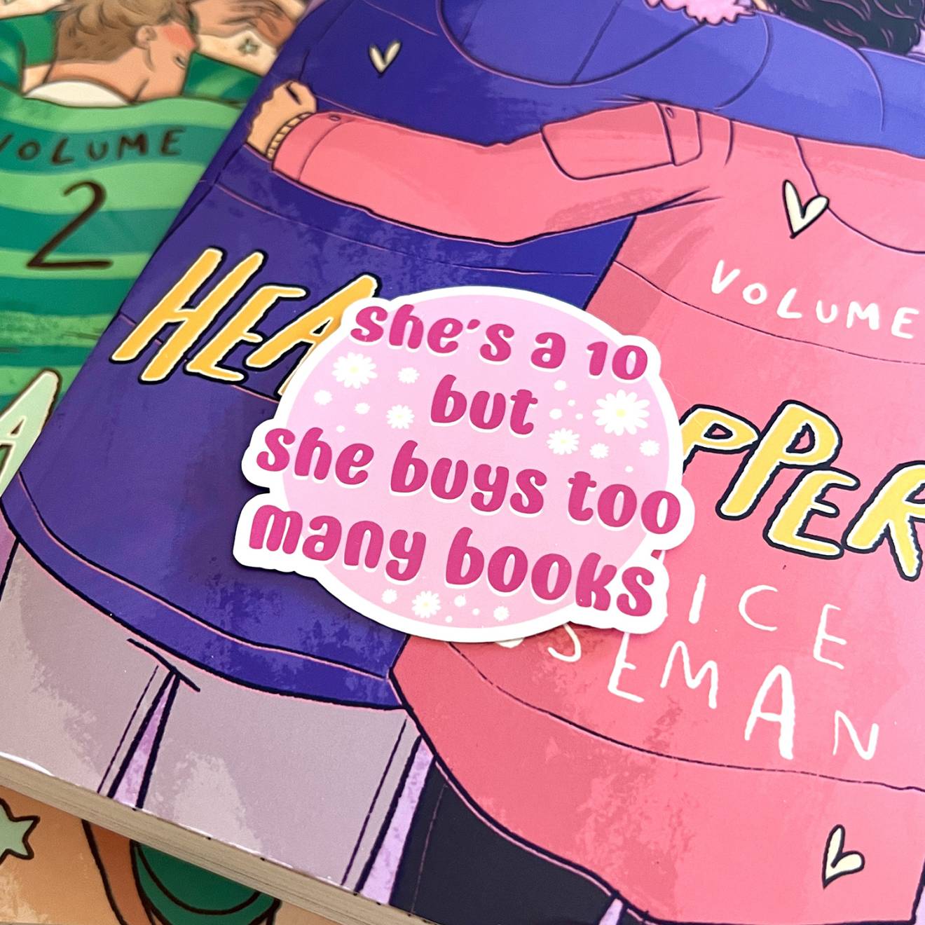 She's a 10 but she buys too many book - Sticker - Yun's Small Shop